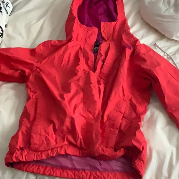 The North Face | Jackets & Coats | The North Face Rain Jacket Medium ...